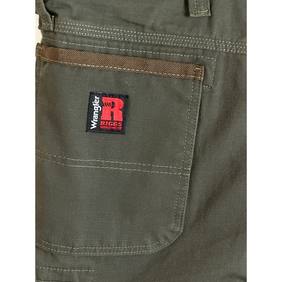Wrangler Riggs Workwear Men's Cargo Shorts 44 | eBay