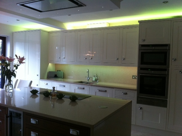 10M Colour Changing Kitchen Stairs Ceiling Coving Led Lighting - Plug ...