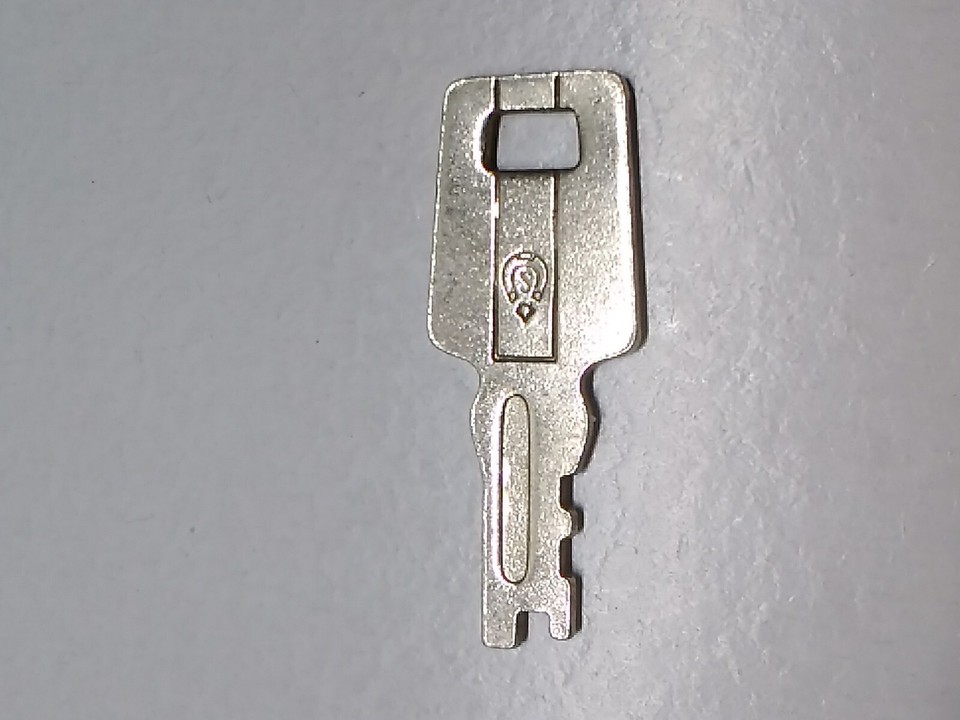 SUDHAUS 022 DBGM Key used on some Motorcycle Pannier Locks Sudhaus Key ...