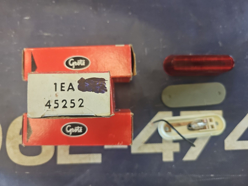 3 Pack Grote 45252 Red Clearance Side Marker Lamp New Old Stock | eBay