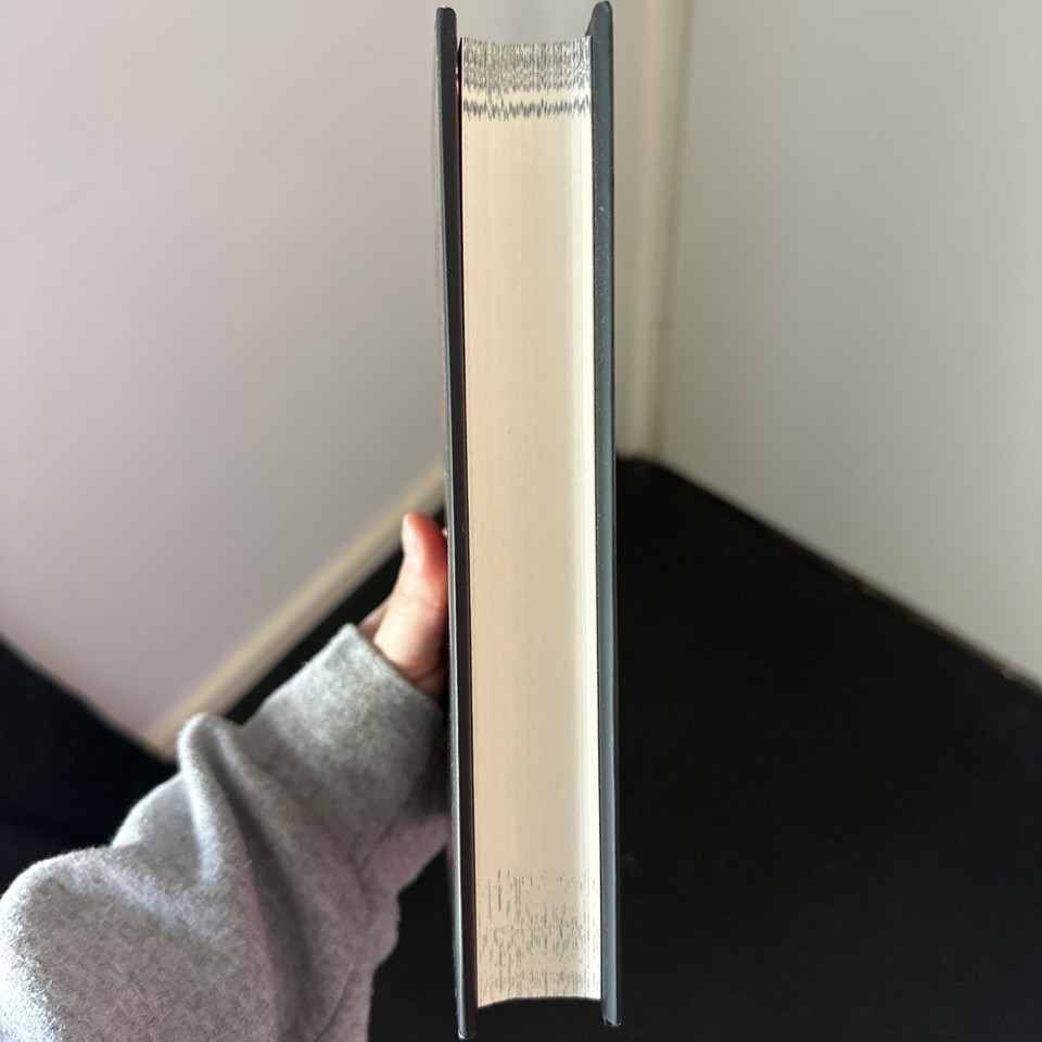 Lightlark: Collector's Edition by Alex Aster (2024, Hardcover ...