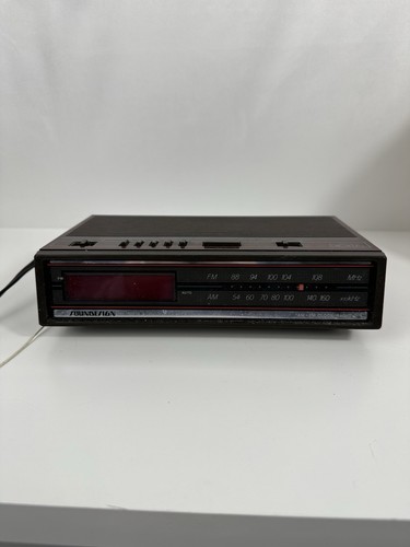 Soundesign 1980’s Vintage Alarm Clock Radio 3620WAL | eBay