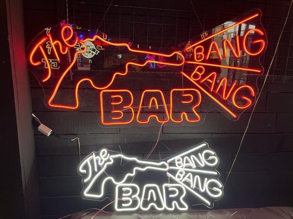 The bang bang bar led neon sign, Twin Peaks Personalized Led Neon ...
