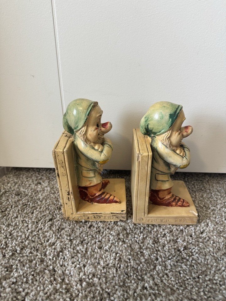 Vtg. 1938 WALT DISNEY Ent. snow white 7 dwarfs Grumpy bookends mode ...