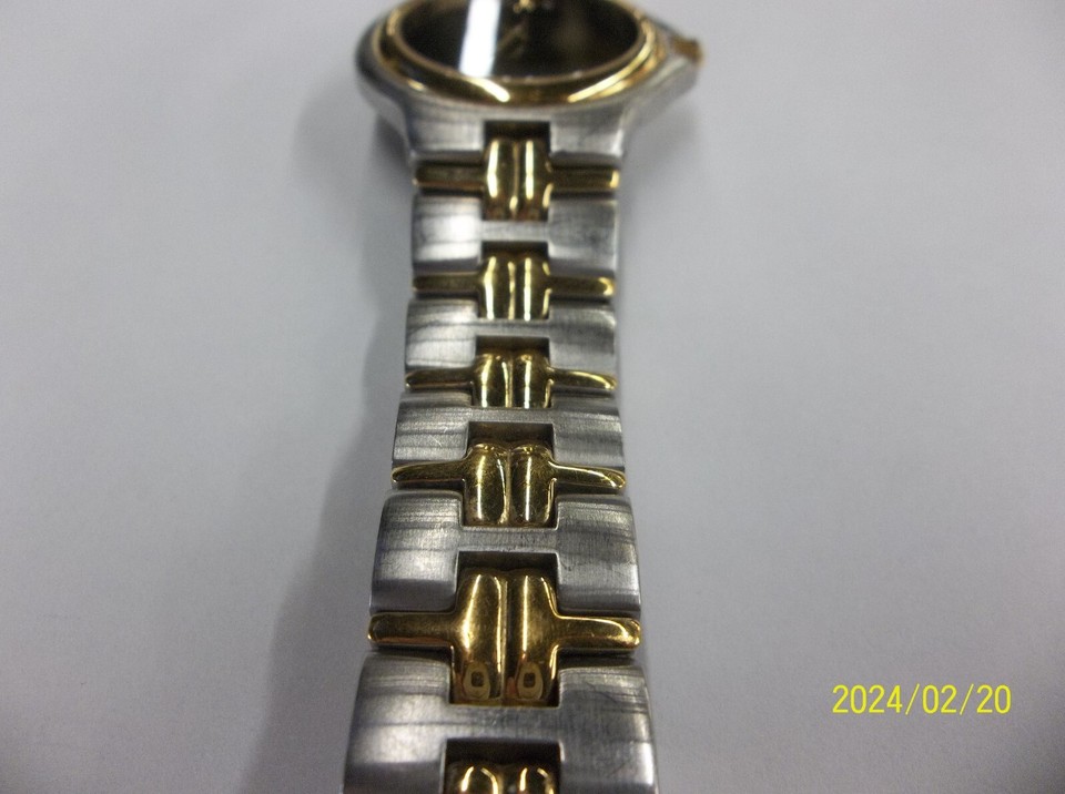 Original Movado Black Museum Black Dial Two Tone Mens 37.5mm Watch 81 ...