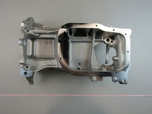 11420-37010 Toyota Crankcase assy, stiffening 1142037010, New Genuine ...