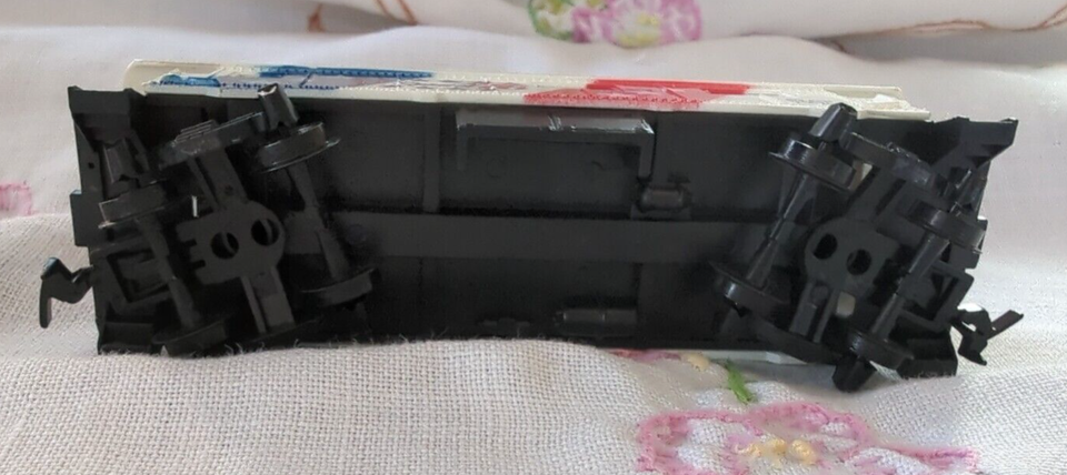 HO SCALE TYCO SPIRIT OF 76' DIESEL LOCOMOTIVE #1776 W/ CABOOSE | eBay