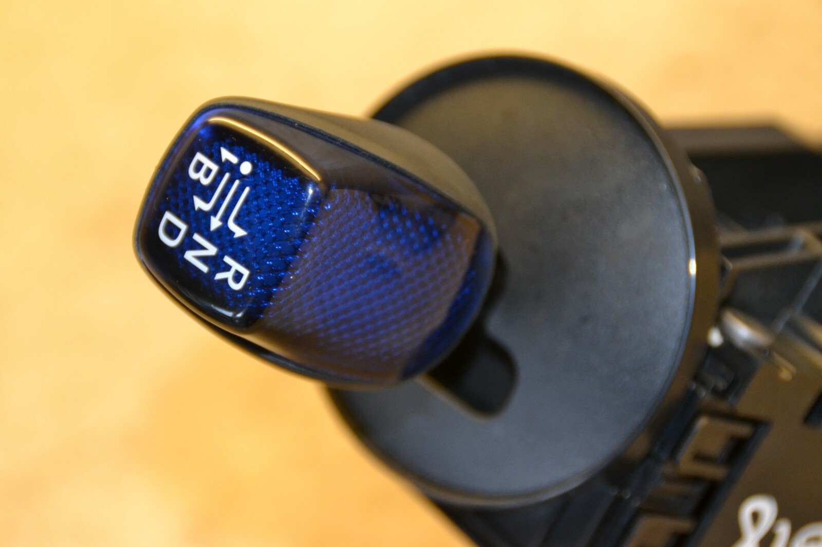 Toyota Prius Gear Selector 75G202 Prius 1.8 Plug In Hybrid Gearstick ...