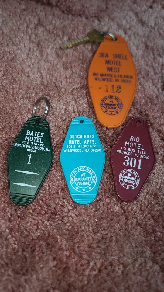 Lof Of 12 Vintage Motel Hotel Room Keys Fob Wildwood NJ Bates Sea Shell ...