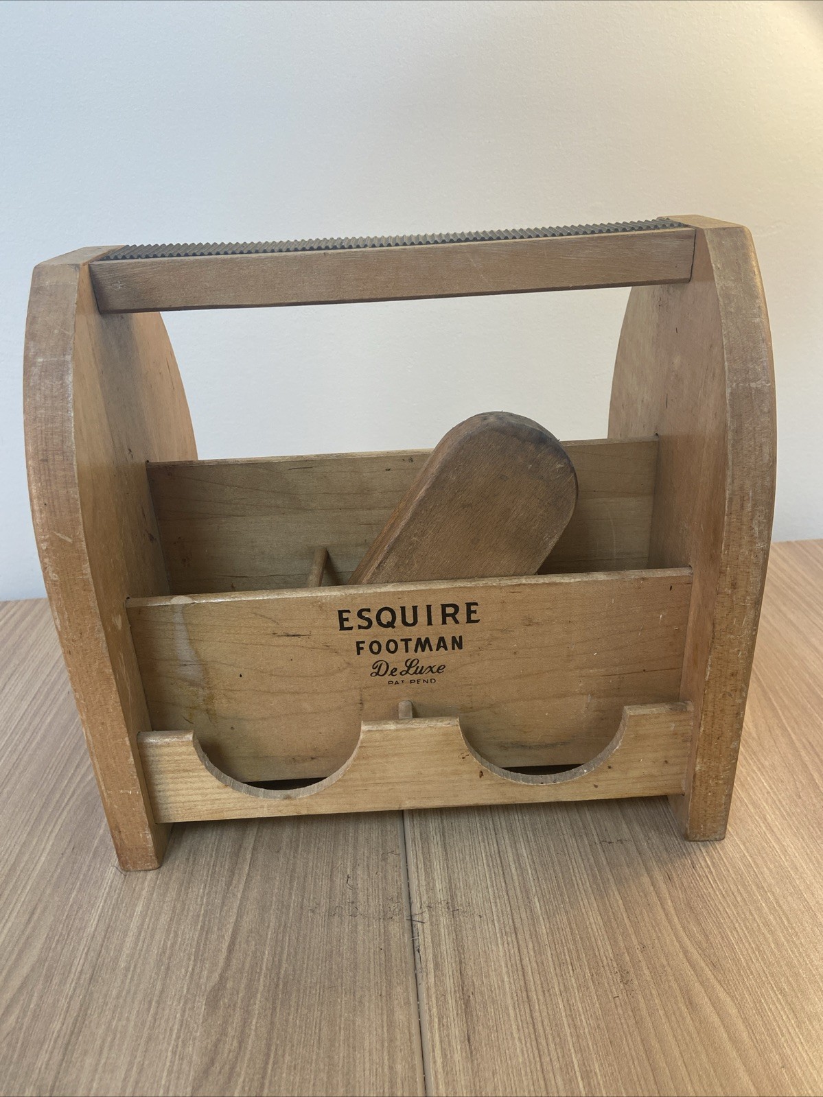 Vintage Esquire Footman Deluxe Shoe Shine Box Wood Shoe Shine Caddy
