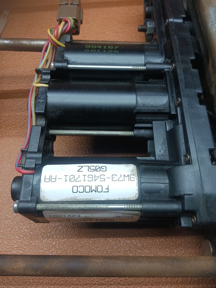 03-11 Grand Marquis Town Car Crown Victoria Seat Track "TESTED" | eBay