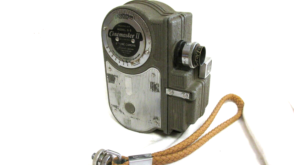 VINTAGE 1940s UNIVERSAL CINEMASTER II MODEL G-8 8MM MOVIE CAMERA w ...