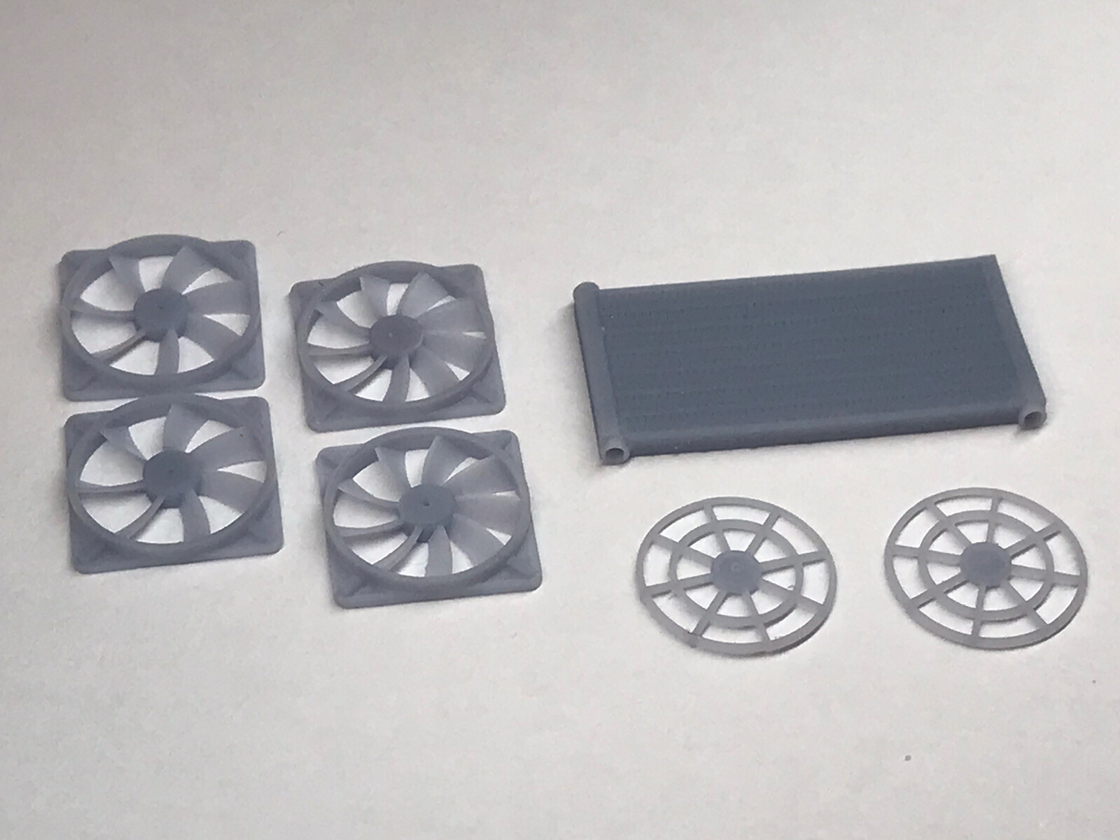 1/18 Scale Rear Mount Radiator With Thermos | eBay