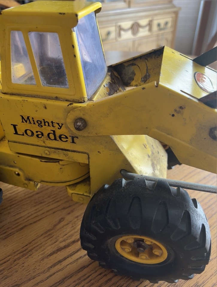 Vintage 1972 Mighty Tonka Loader Pressed Steel 20” Good Condition. See ...
