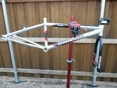 Bicycle Frames - Redline Flight - Nelo's Cycles