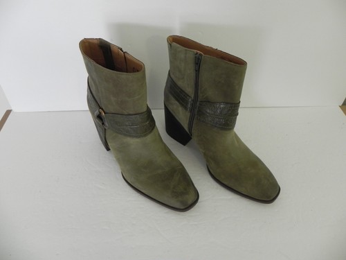 Vionic Carnelia Harness Ankle Boots Women's 9 Shoes Green Gray Water ...