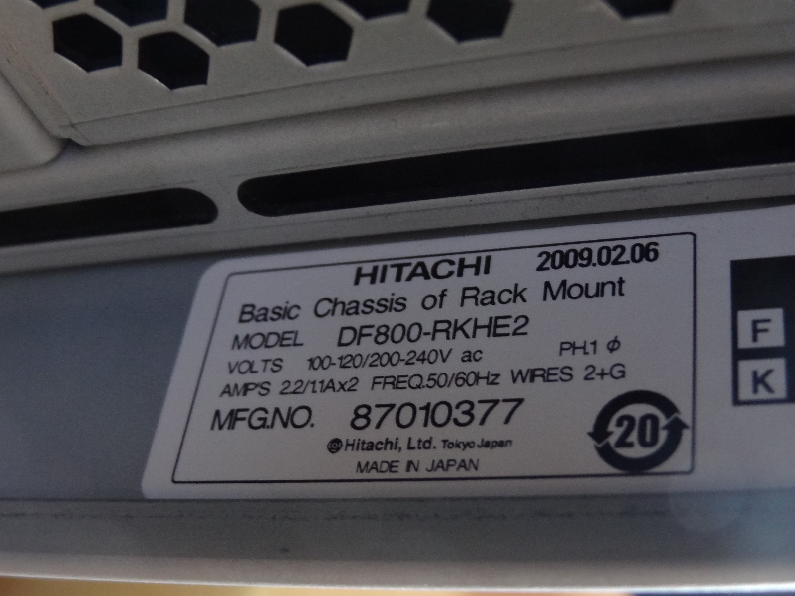 Hitachi DF800-RKHE2 AMS 2500 Base Unit W/ 2 Controllers 0 Ports Qu # ...