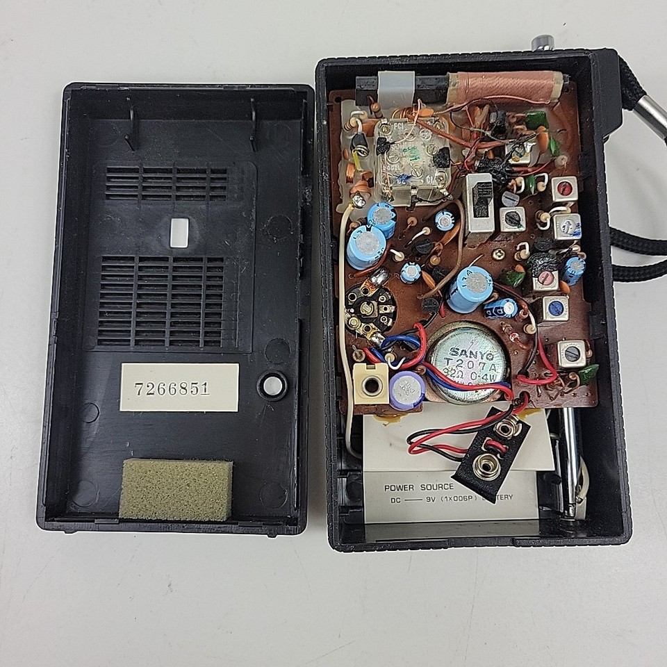 Vtg Sanyo Model RP 5050 AM FM Transistor Portable Radio Handheld WORKS ...