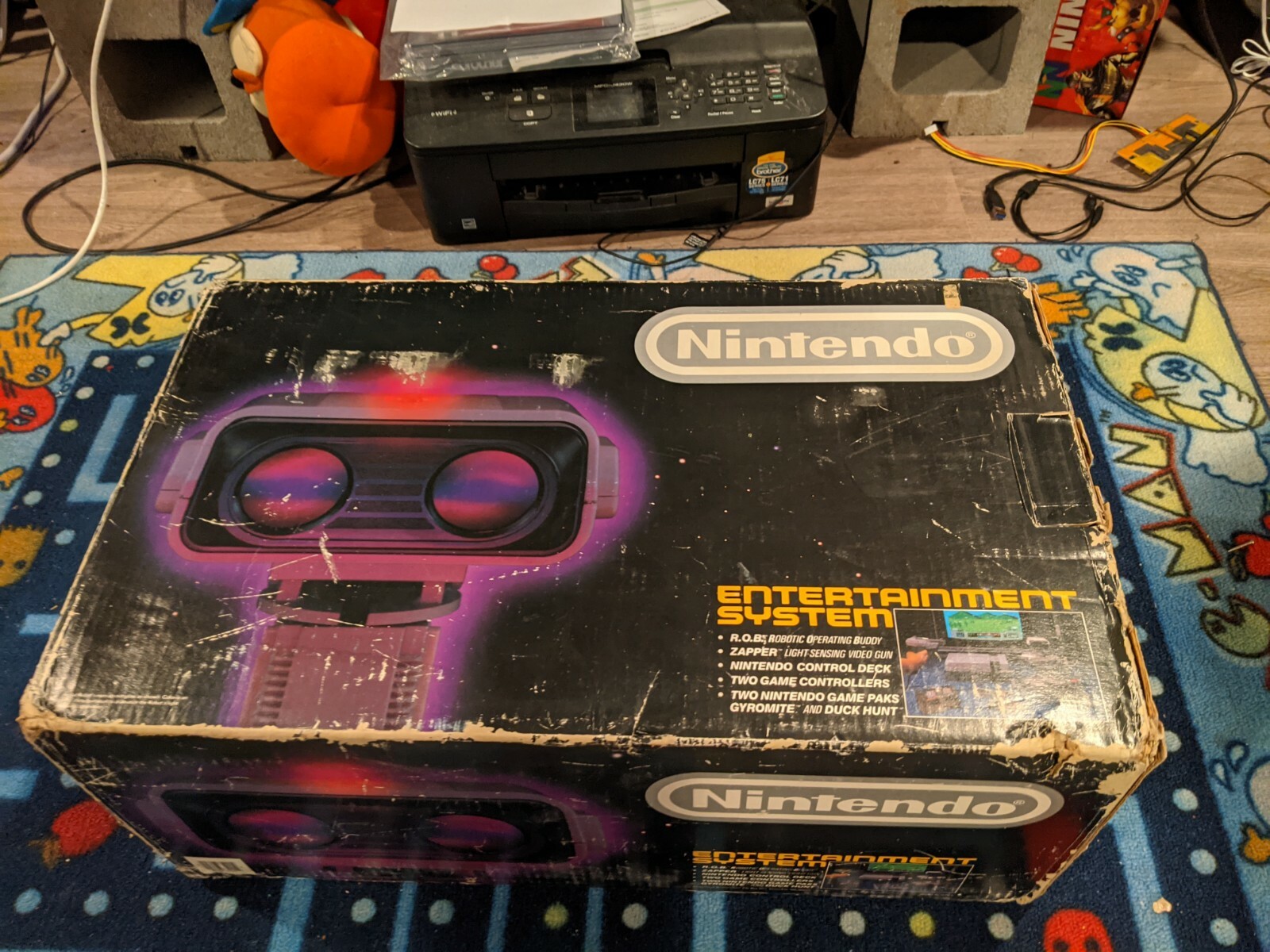 Original Nintendo (NES) Console Deluxe Set - ROB the robot, 2 ...
