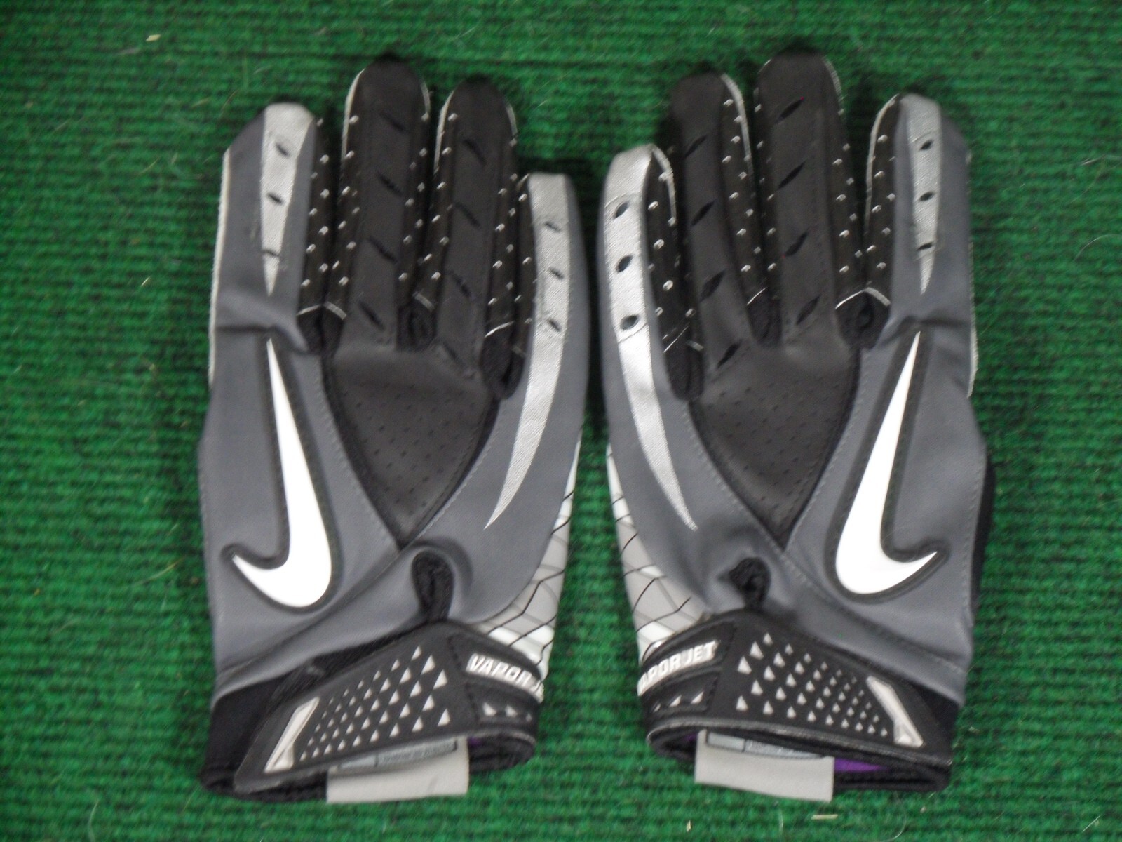 Used Nike TCU Horned Frogs Vapor Jet Team Issue Game Football Gloves XL ...