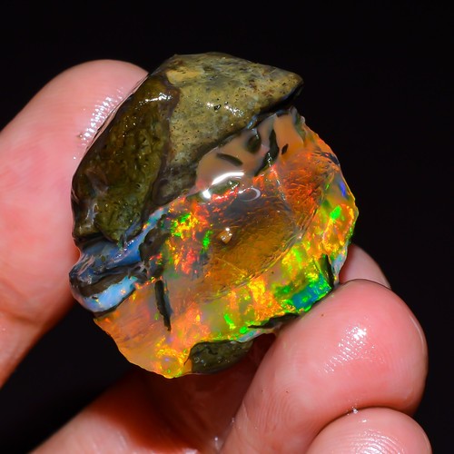 Outstanding Top Grade Quality 100% Ethiopian Opal Oil Rough 38 Ct Multi ...