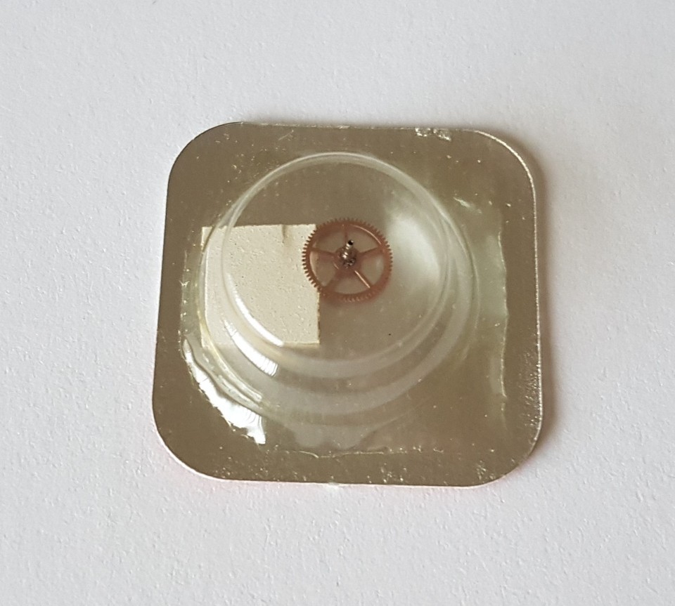 Omega 635 # 1216 Center Wheel Genuine Swiss Made New Factory Sealed ...