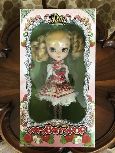 NRFB Very BerryPop Pullip P-175 Doll June 2016 4560373837758| eBay