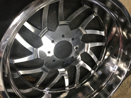 20" to 30" Custom Semi Dually wheels Ford F350/450 Dodge 3500 Chevy ...