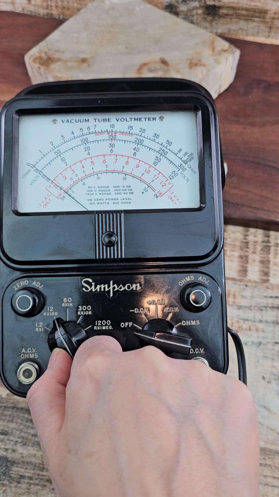 Vintage Simpson Model 303 Vacuum Tube Voltmeter Volt OHM Meter Works ...