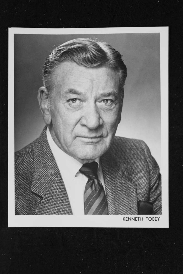 Kenneth Tobey - Signed Autograph and Headshot Photo set - A Year in the ...