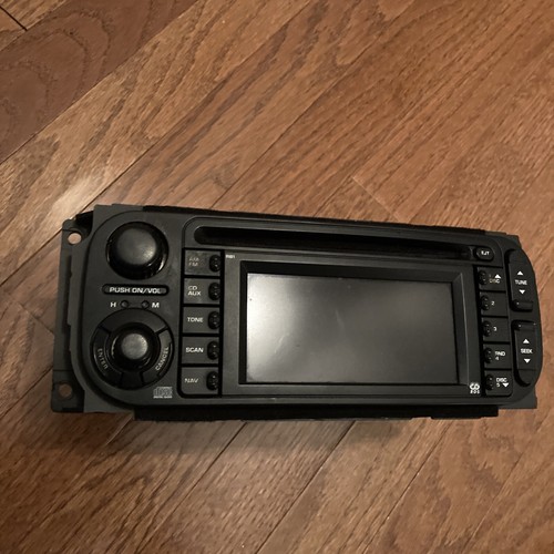 Dodge Chrysler RB1 CD AMFM radio NAV unit 03-07 Caravan Town Country ...