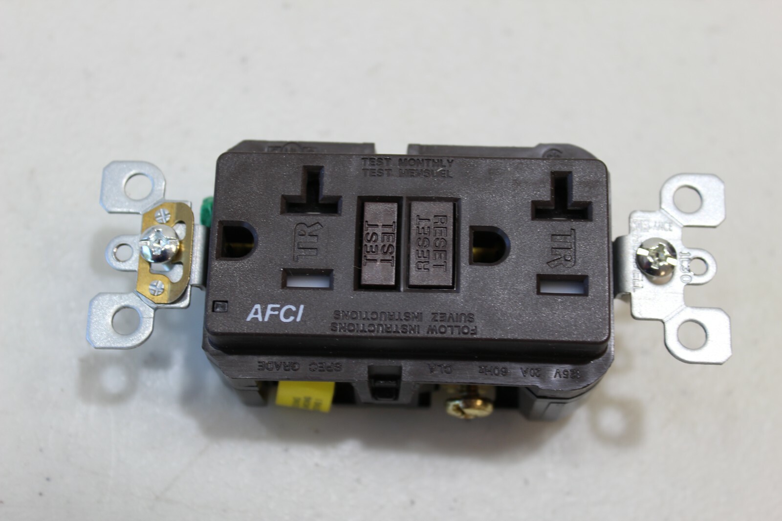 HUBBELL AFR20TR Tamper Resistant Arc Fault Outlet Brown 20A 120VAC | eBay