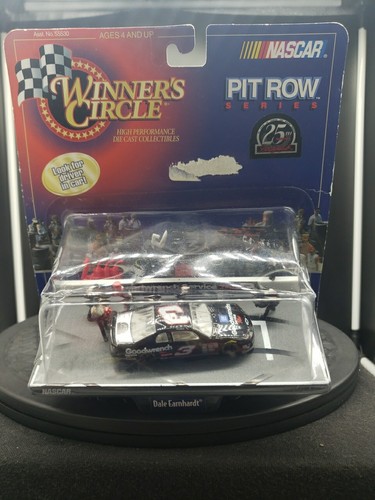 Vintage 1998 Winner's Circle Pit Row Dale Earnhardt Car + Crew Set 1/64 ...