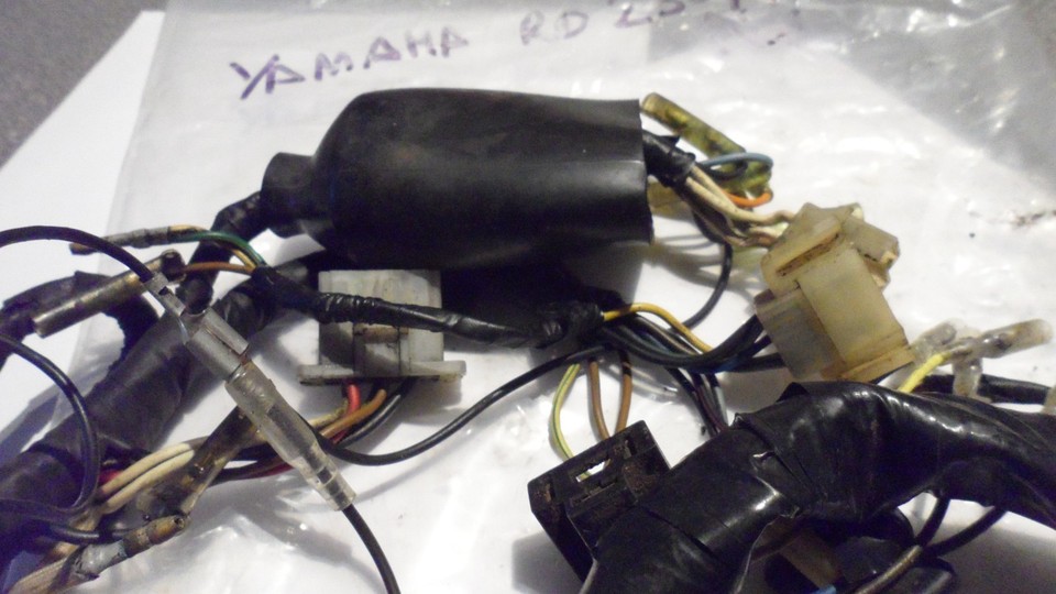 VINTAGE CLASSIC ORIGINAL YAMAHA RD 250 E/F USED WIRING HARNESS / FUSE ...