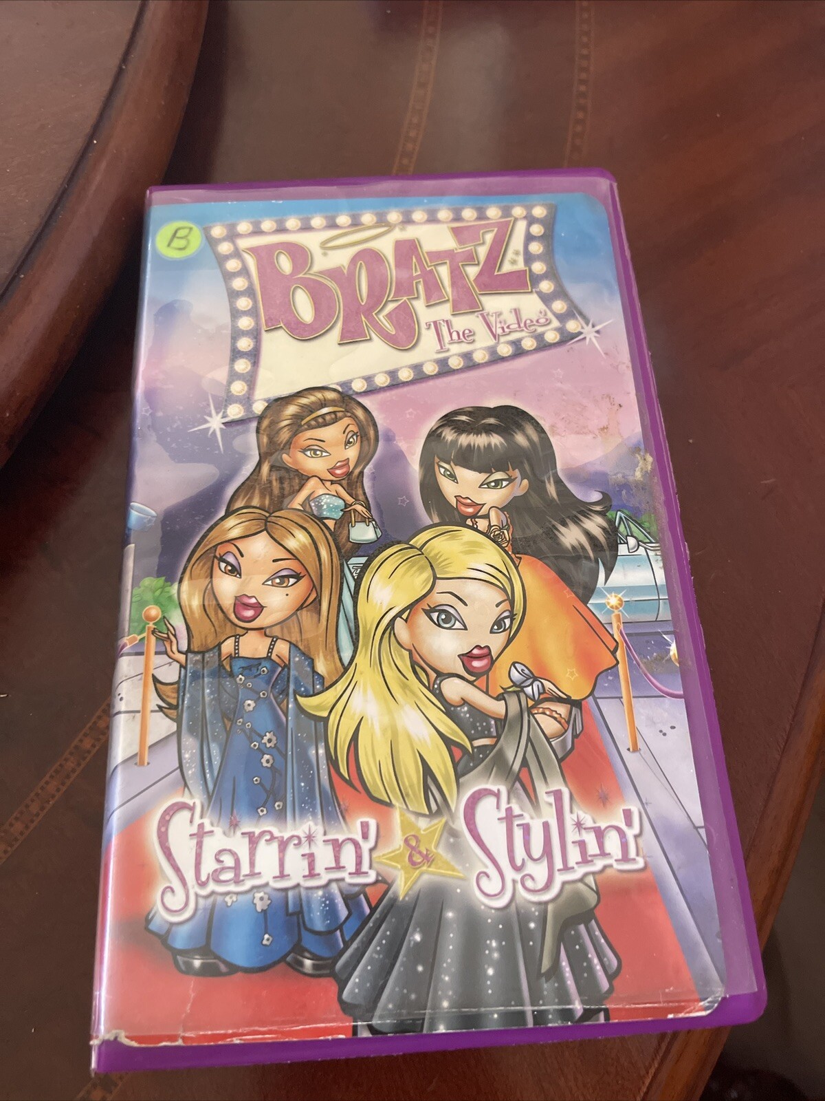 Bratz - Starrin Stylin, VHS, 2004 Clamshell 24543132288 | eBay