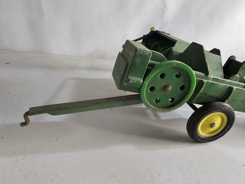 Vtg. ERTL John Deere Hay Baler Shredder Toy Farm Implement Working Toy ...