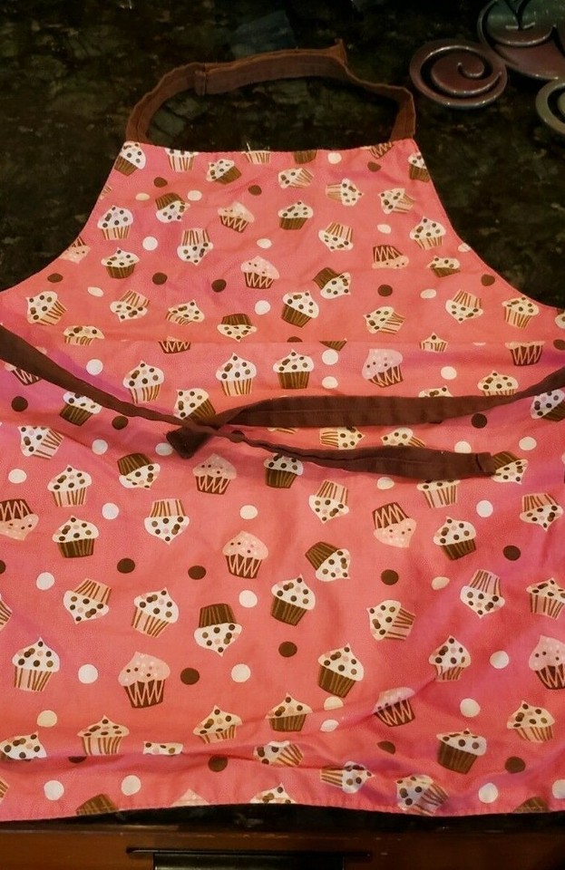 St Nicholas Square Child Cupcake Apron | eBay