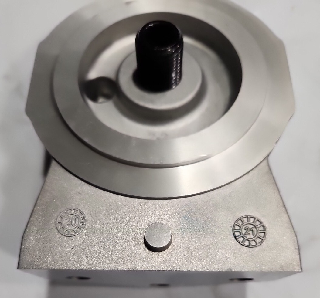 Filter Mounting Base Engine Engine Oil Filter Housing Mount | eBay