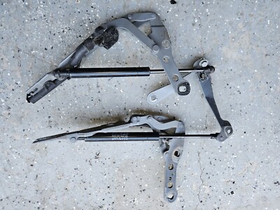 BMW HOOD HINGES SUPPORT GAS SHOCK STRUT HINGE E46 1999-2006 OEM | eBay