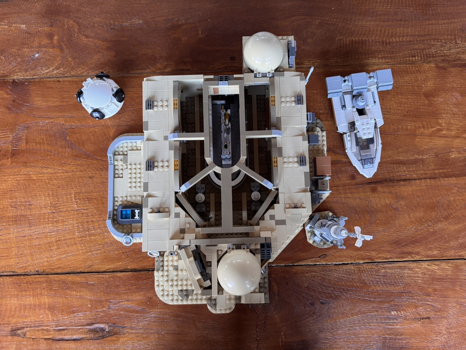 Lego Mos Eisley Cantina 75290 Complete W Instructions/box With Mini ...