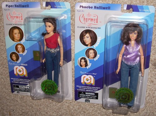 2018 Mego 8" Charmed Piper Halliwell #3519 & Phoebe #691 Action Figures ...