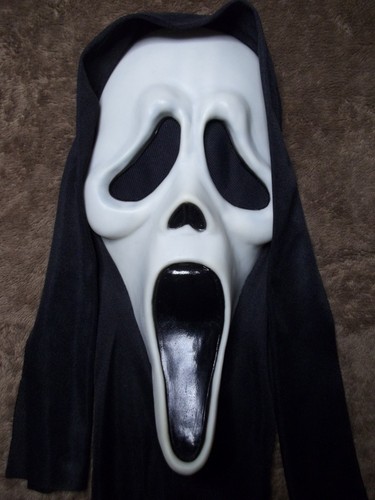 Ghost Face Scream 2 Gen 2 Mask Glow Fun World Div Easter Unlimited ...