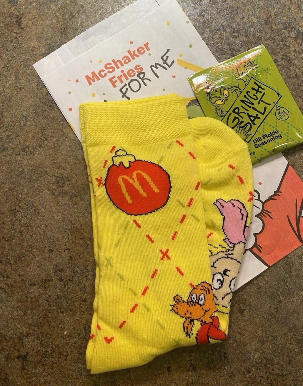 2025 McDONALD'S Grinch Socks Christmas Adult Happy Meal Yellow Socks | eBay