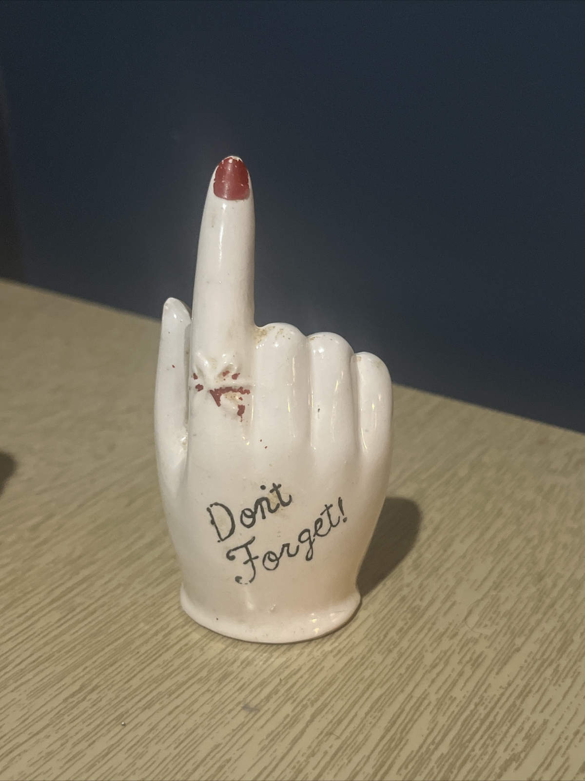 Vintage Don't Forget Finger Pointer Reminder Note Holder | eBay