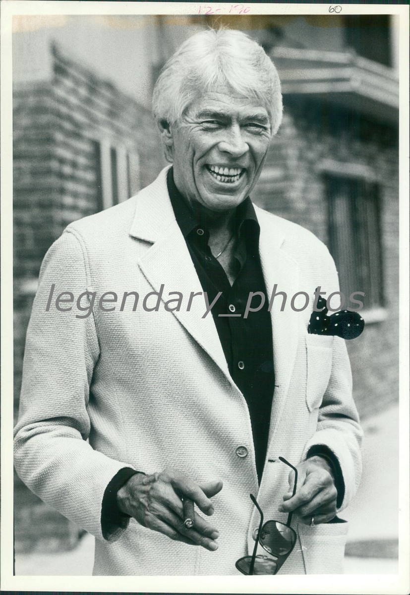 James Coburn Young James Coburn Actor With Girlfriend Lesley Alexander