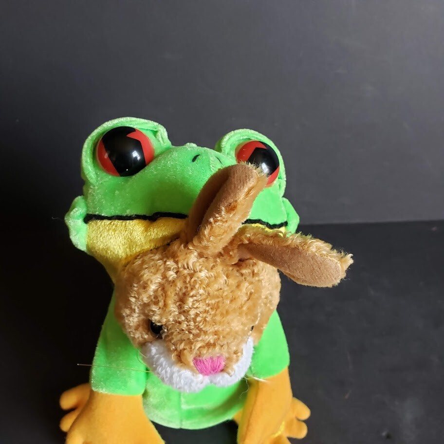 Gemmy Animated Easter Bunny Frog Dances and Sings Fun Easter Song Watch ...