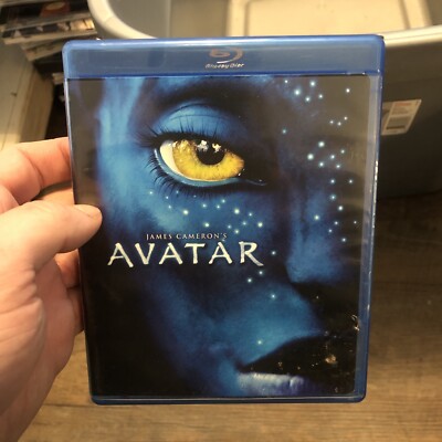 Avatar (Two-Disc Original Theatrical Edition Blu-ray/DVD Combo) DVDs ...