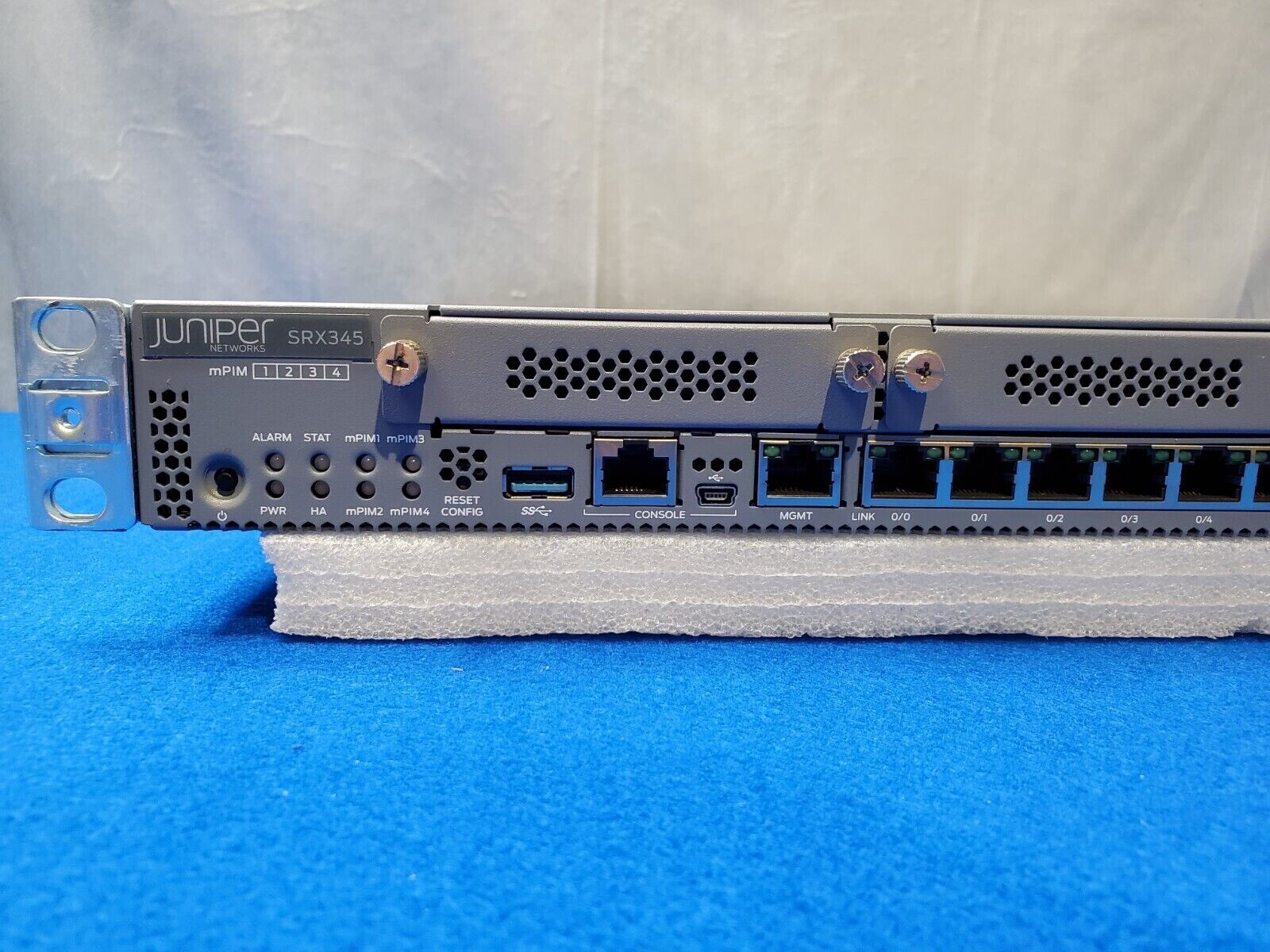 Juniper SRX345 Services Gateway Security Appliance 650-065042 Rev:12 ...