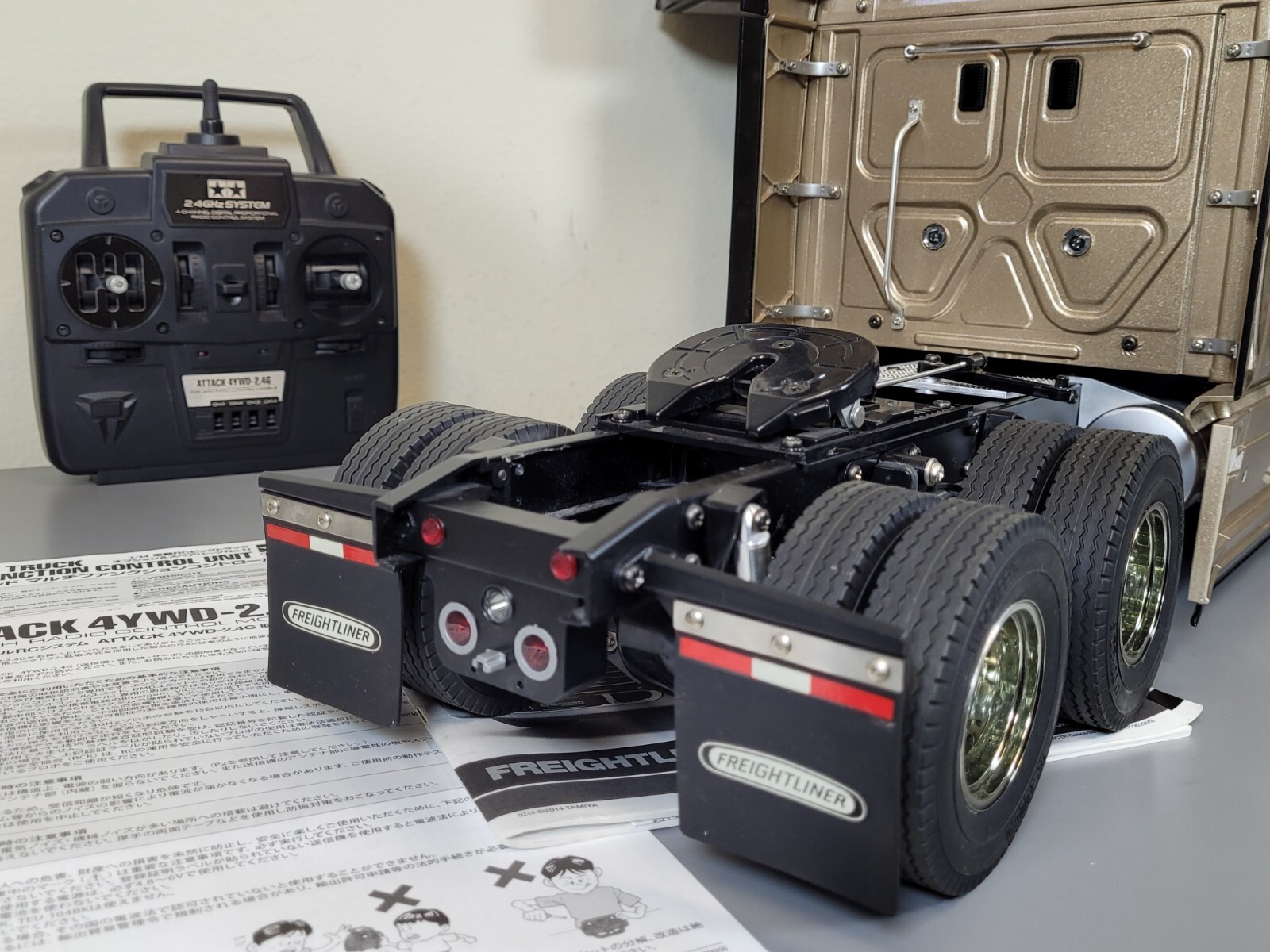 Tamiya 1/14 XB Cascadia Freightliner Truck +MFC-01 Sound LED Unit ...