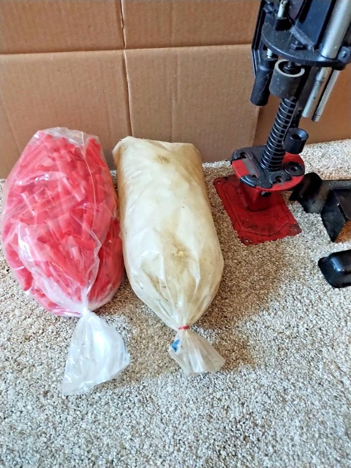 MEC Reloader 600 Jr, 410 Gauge, With 2 Open Bags of wads, and MEC 410 E ...